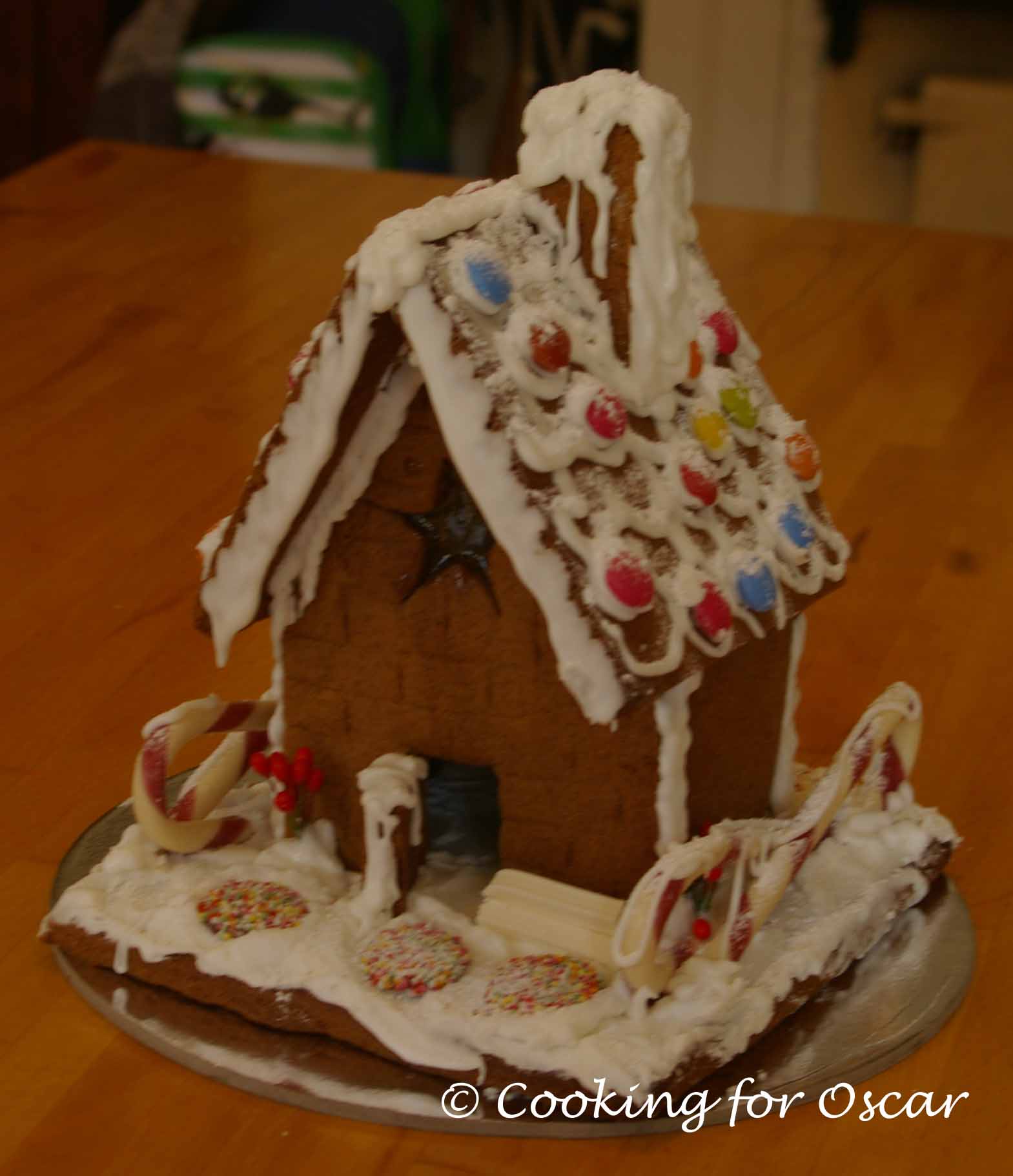 Christmas Gingerbread House – Cooking for Oscar